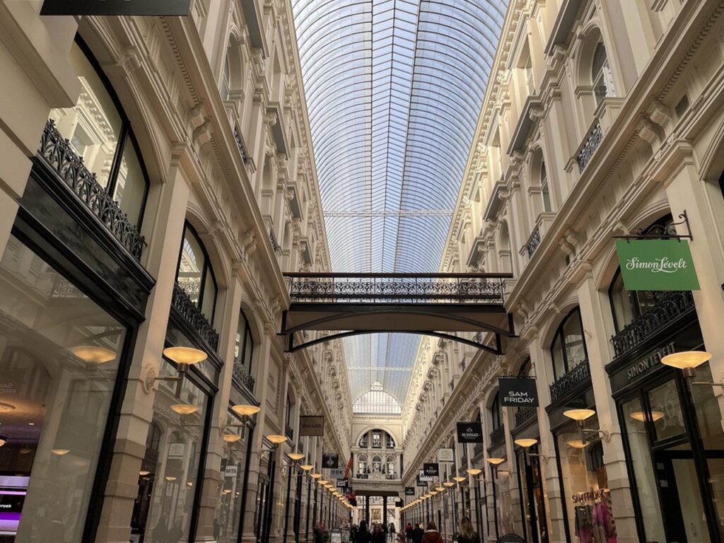 【ハーグのパサージュ】ヨーロッパの綺麗な商店街│オランダjp